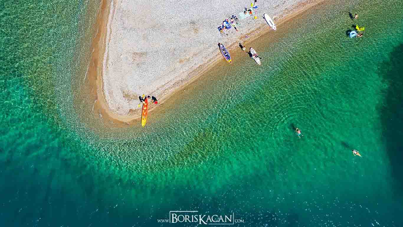 Pisak Beach: A Breathtaking Beach in Seline