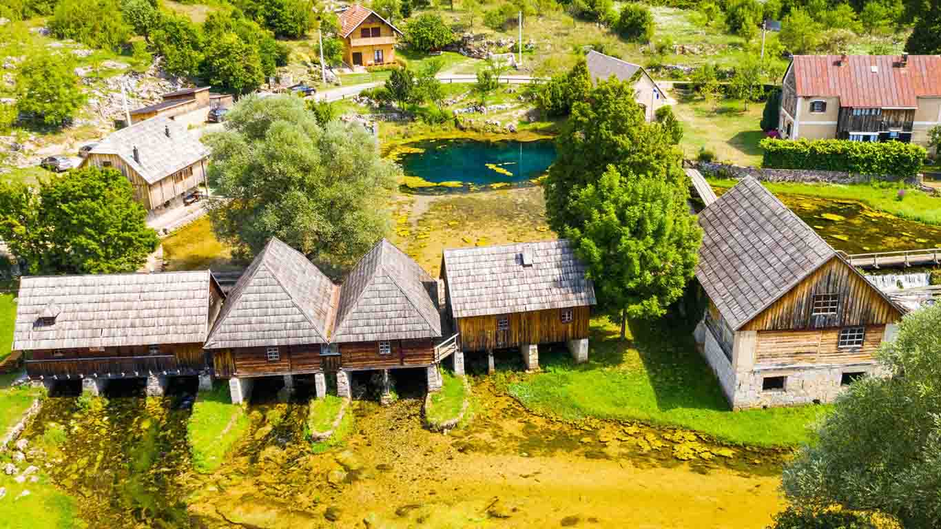 Exploring the Origins of the Gacka River at Mjerovo Vrilo